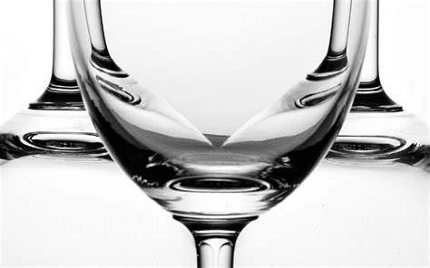 Symmetry Principle In The Gestalt Theory Graphic And Web Design