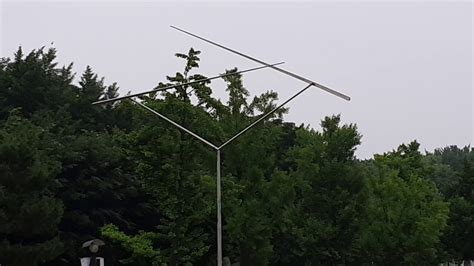 바람에 움직이는 조각 Youtube