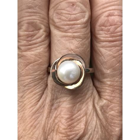 Серебро Кольцо серебряное с золотом и жемчугом