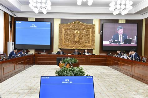 ТББХ Улс төрийн намын тухай хуулийн шинэчилсэн найруулгын төслийн анхны хэлэлцүүлгийг хийлээ