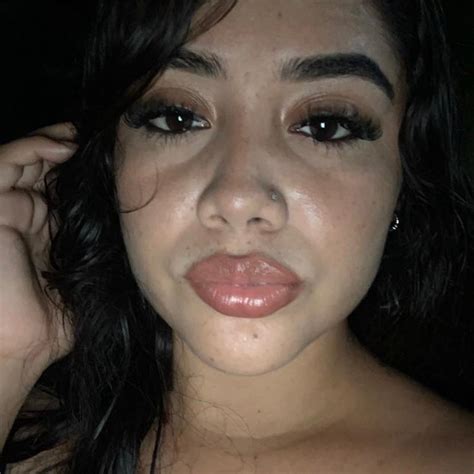 Fatima Mendoza