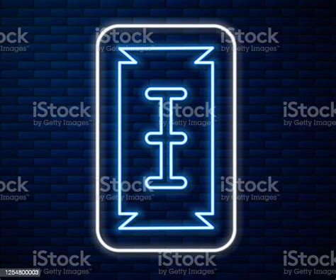 벽돌 벽 배경에 고립 된 빛나는 네온 라인 블레이드 면도기 아이콘 벡터 일러스트레이션 가장자리에 대한 스톡 벡터 아트 및 기타 이미지 가장자리 강철 금속 Istock