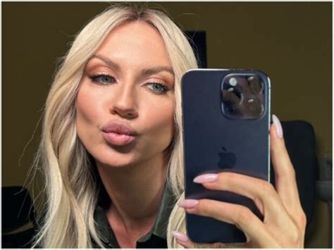 На всі випадки життя Леся Нікітюк показала як стильно носити лосини цього сезону фото