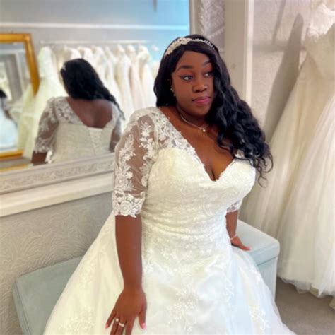 Plus Size Wedding Dress With Sleeves