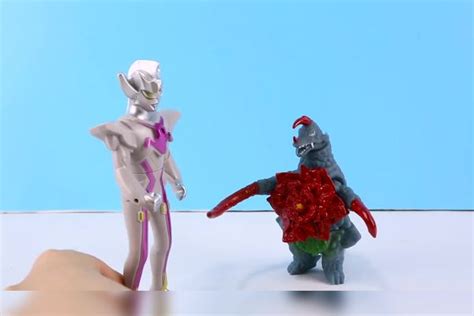 奥特曼套装玩具彩虹桥王国