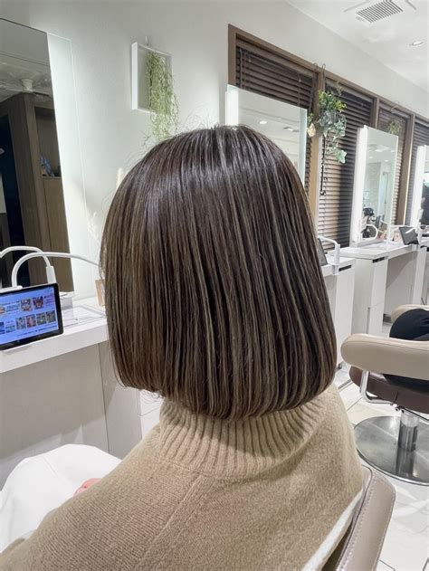 白髪ぼかしハイライトメンテナンス｜ヘアカタログ Ash 大宮店 清藤 綾｜ヘアサロン・美容院｜ash オフィシャルサイト