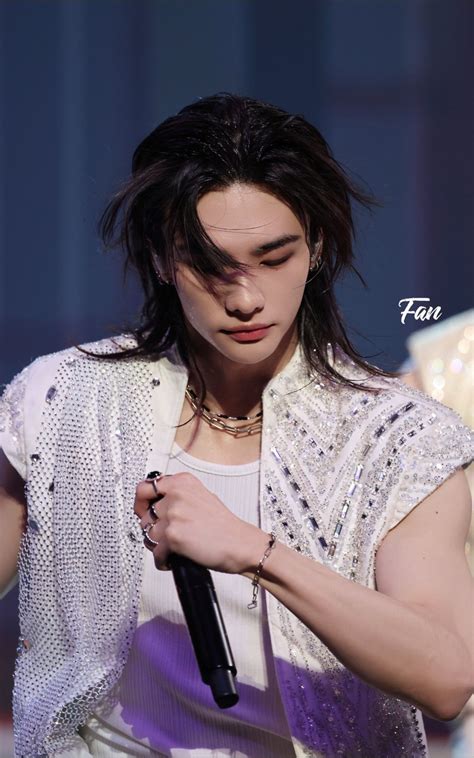 Image Of Hyun Jin Hwang Image Of Hyun Jin Hwang