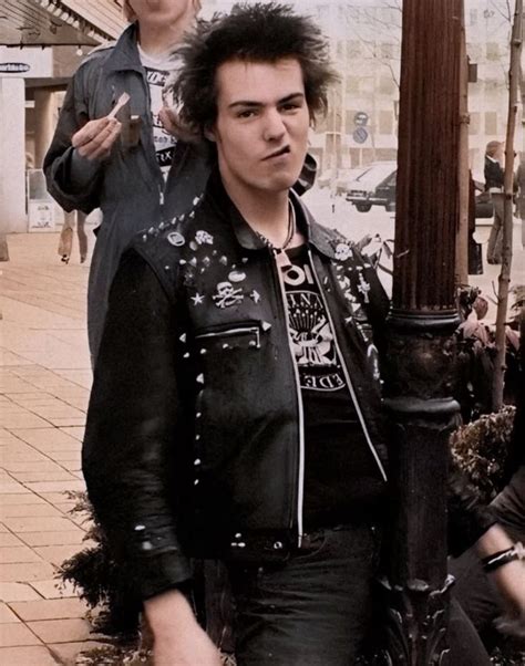 Sid Vicious In 2025 Sid Vicious Black Leather Jacket Outfit Sid And Nancy