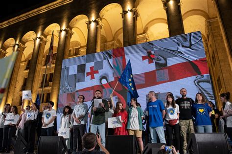 Tens Of Thousands Demonstrate In Tbilisi Calling For Eu Membership