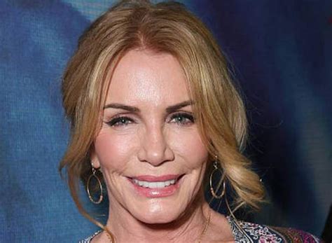 Shannon Tweed Body Measurements Height Weight Bra Size Shoe Size