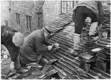 Fancy Thatwinston Churchill Doing A Bit Of Roofing 👍 Really Is Him