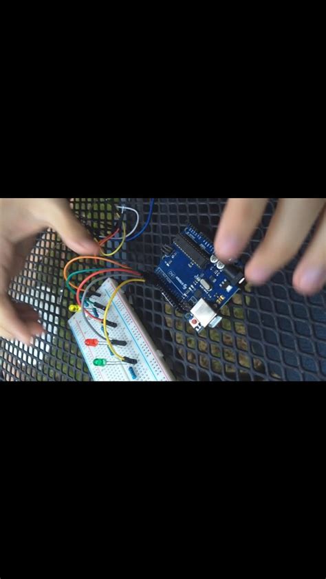 Introducción Al Hardware Práctica 4 Encender Varios Leds Con Un Botón