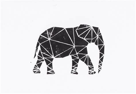 Слон из геометрических фигур рисунок 6 класс 84 фото