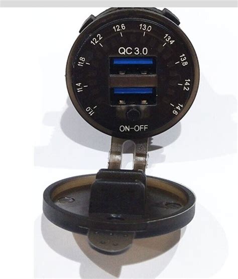 Волтметър с два Usb порта моноблок за вграждане