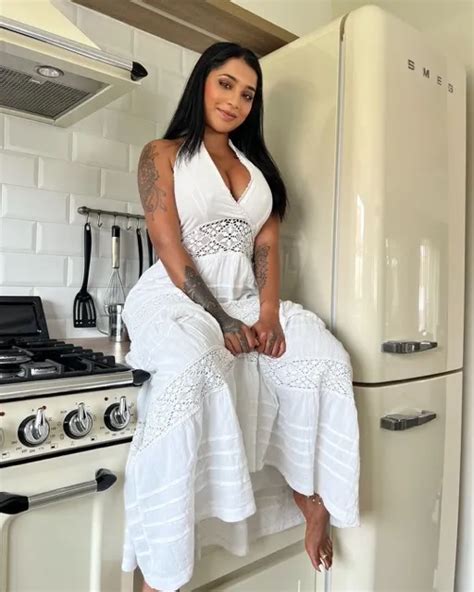 Yasmina Khan Actress Wiki Age Net Worth Height More