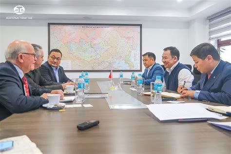 Их Британи УИНВУ ын “Пандрол” компанийн төлөөлөгчдөд төмөр замын төслүүдийг танилцууллаа