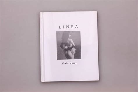 Linea 35 Nudes Craig Morey 9784771302273 Books