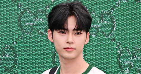 제로베이스원 한빈 완벽 비주얼 포즈 포토엔hd