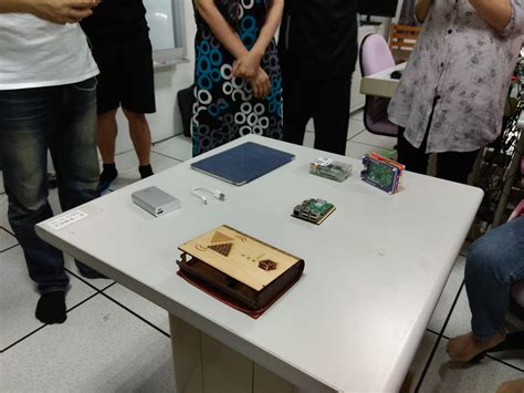 阿簡生物筆記 Moodle帶著隨身走 魔豆盒 moodleBox