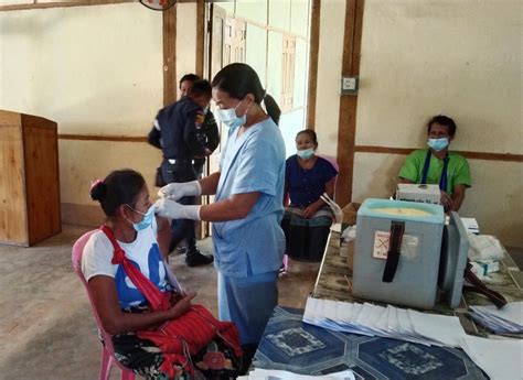 ကလိန်အောင်မြို့တွင် အသက် ၁၈ နှစ်နှင့် အထက်ပြည်သူများအား ကိုဗစ် ၁၉ ရောဂ