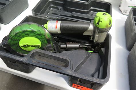 Stinger Cs58 Cap Stapler In Hard Case W 2 Boxes Staplepac Staples