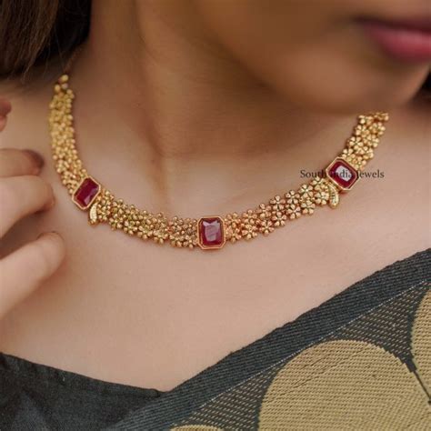 Classic Ruby Stones Necklace Classic Ruby Stones Necklace