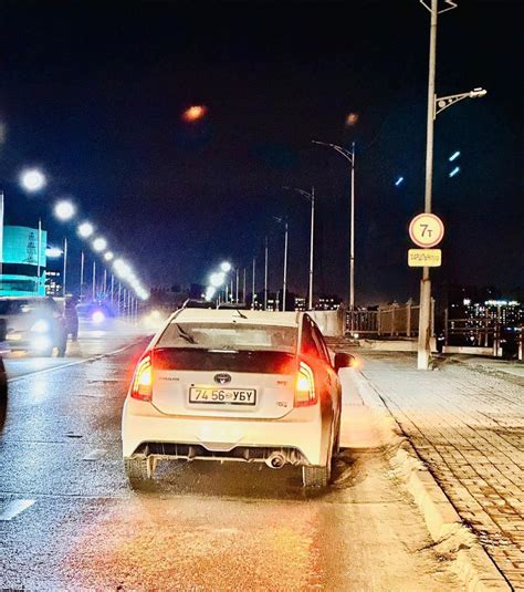 Инфо ☝️ Өчигдөр орой 21 00 цагийн үед уулын замаар явж байгаад Буган халиун өнгөрөөд зам нүл