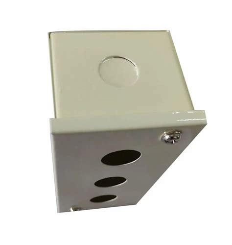 Way Push Button Box at box पश बटन बकस in Surat ID