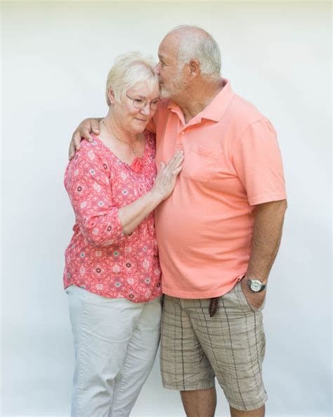 Fascinating Story Of Nick And Bobbi Ercoline The Couple In The Iconic