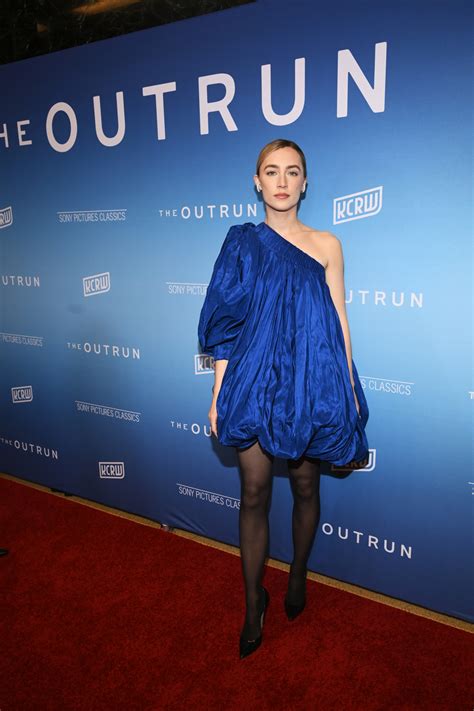 Saoirse Ronan Wows In Louis Vuitton For The Outrun La Premiere