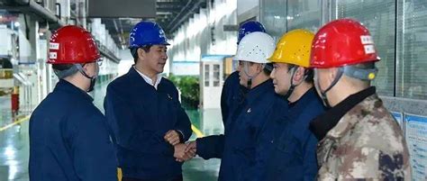 新春慰问暖人心，浓浓关怀显真情这份不变的牵挂温暖人心公司穆鹏飞