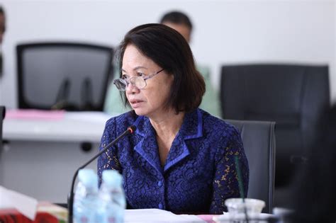 លោកជំទាវកិត្តិសង្គហបណ្ឌិត ម៉ែន សំអន ដឹកនាំកិច្ចប្រជុំវឌ្ឍនៈភាពរយៈពេល