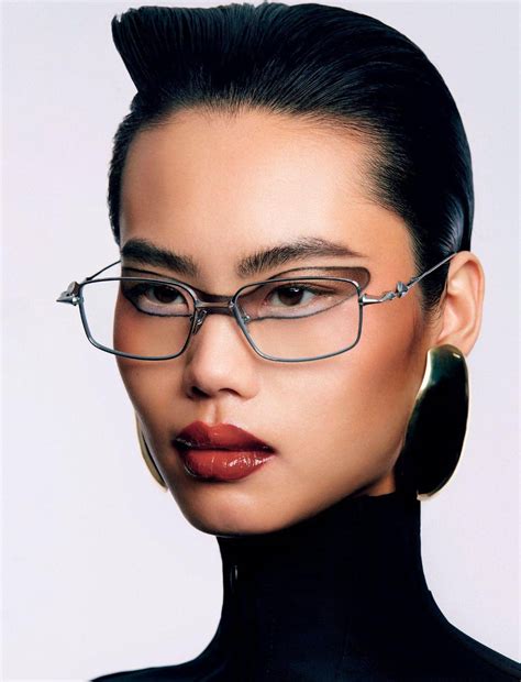 Beauty Visual Cues Harpers Bazaar Singapore Fashion Read This