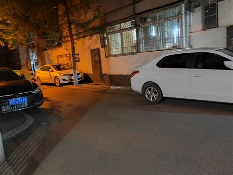 晚上车辆乱停乱放，影响小区进出 群众呼声四川问政 四川省网上群众工作平台 成都市委书记
