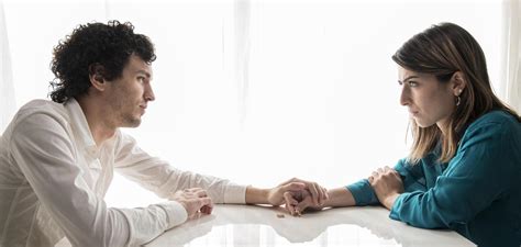 Ірина Шеньє ТОП 4 поради що робити коли він не пише не дзвонить але ви чекаєте — Блоги