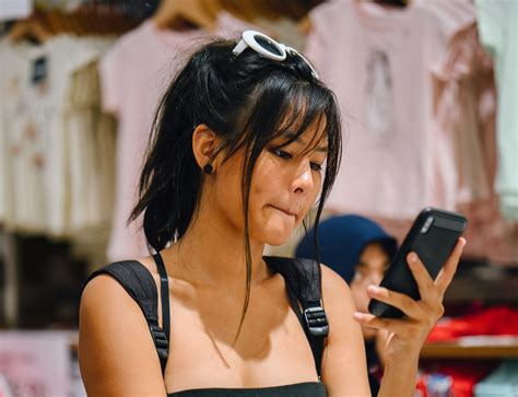 5 IDEAL WAYS TO REDUCE YOUR SCREEN TIME Ideal Magazine