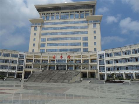 山东威海校区 威海校区 山东大学威海校区宿舍 大山谷图库