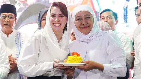 Khofifah Emil Klaim Menang 6041 Berdasar Hasil Real Count Risma Gus