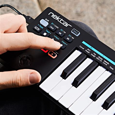 Nektar IMPACT GXMINI Mini Key USB MIDI Keyboard