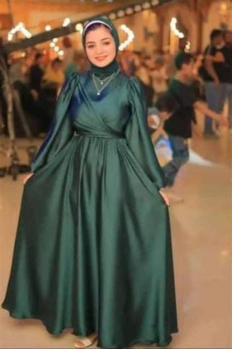 فستان سوراية للمحجبات لونه زيتى وطويل فساتينسهرة فستاتينللمحجبات