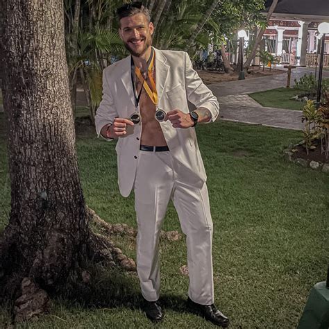 All Television Soutěž Muž Roku Zažívá Další úspěch David Pleva Je Bronzový Men Supermodel World