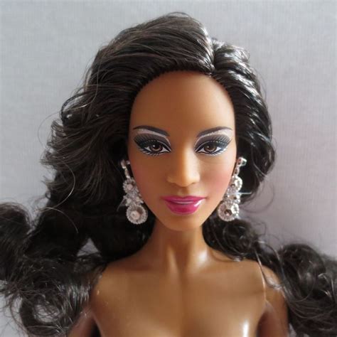 1000 Images About Barbie Faces On Pinterest Models Blonde Brown Eyes And Mattel Barbie