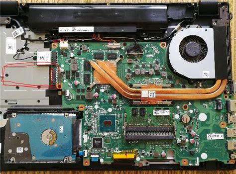 宏基T5000笔记本 固态硬盘怎样安装 按在哪里 下边有图片 不 ZOL问答