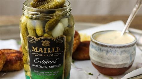 12 Pickle Brands Made With The Highest Quality Ingredients