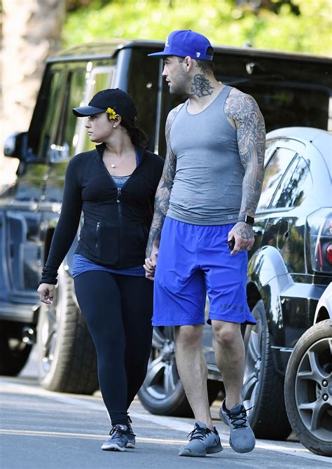 Mungfali In Fashion Babefriend Pictures Sporty