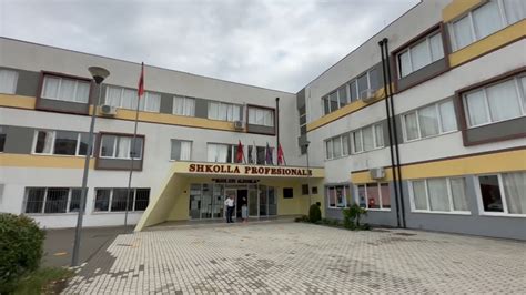 Interesi Për Shkollat Profesionale Në Lezhë Më Shumë Kërkohet It Dhe