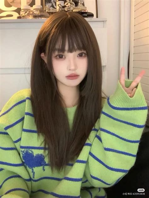 Bangs With Medium Hair Medium Hair Styles Long Hair Styles Beautiful