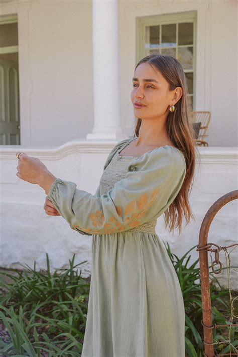 דף הבית Zohar Ariel