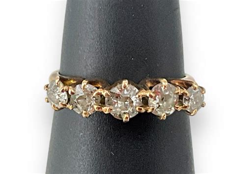 Lot 10kt Yellow Gold Diamond Ring