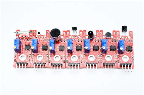 Premium Photo Arduino Diy Modules On A White Background Selective Premium Photo Arduino Diy Modules On A White Background Selective